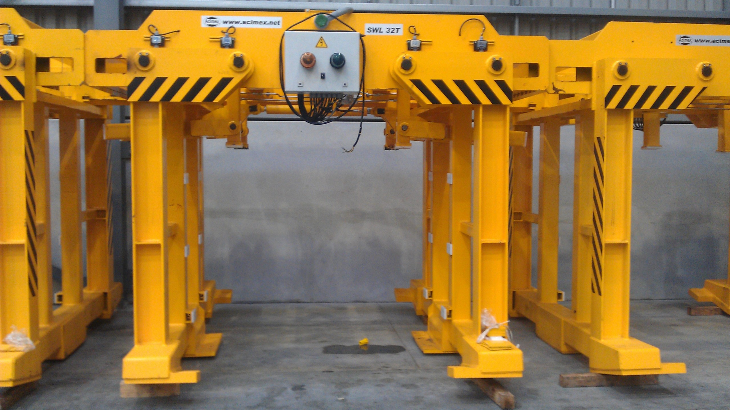 Lifting Equipment – Bakercranes Ltd